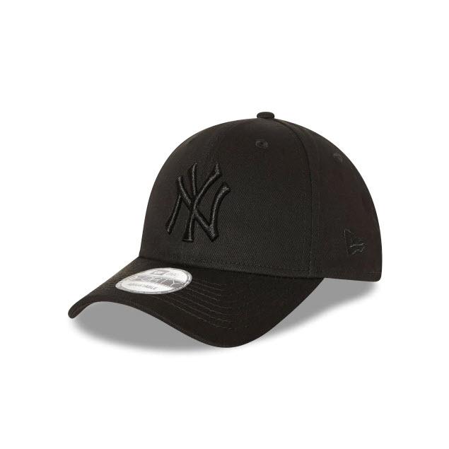 New Era New York Yankees Black on Black 9FORTY Strap back Cap – Famous ...